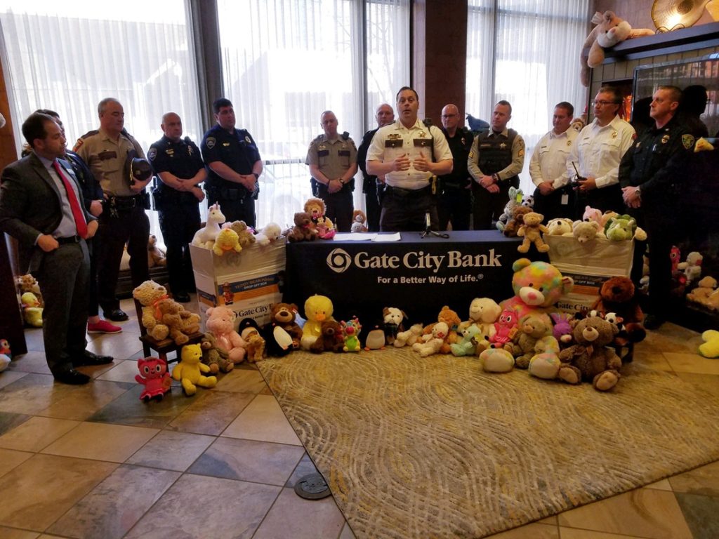 A Posse of Teddy Bears to the Rescue! - Let's Talk Teddy Bears
